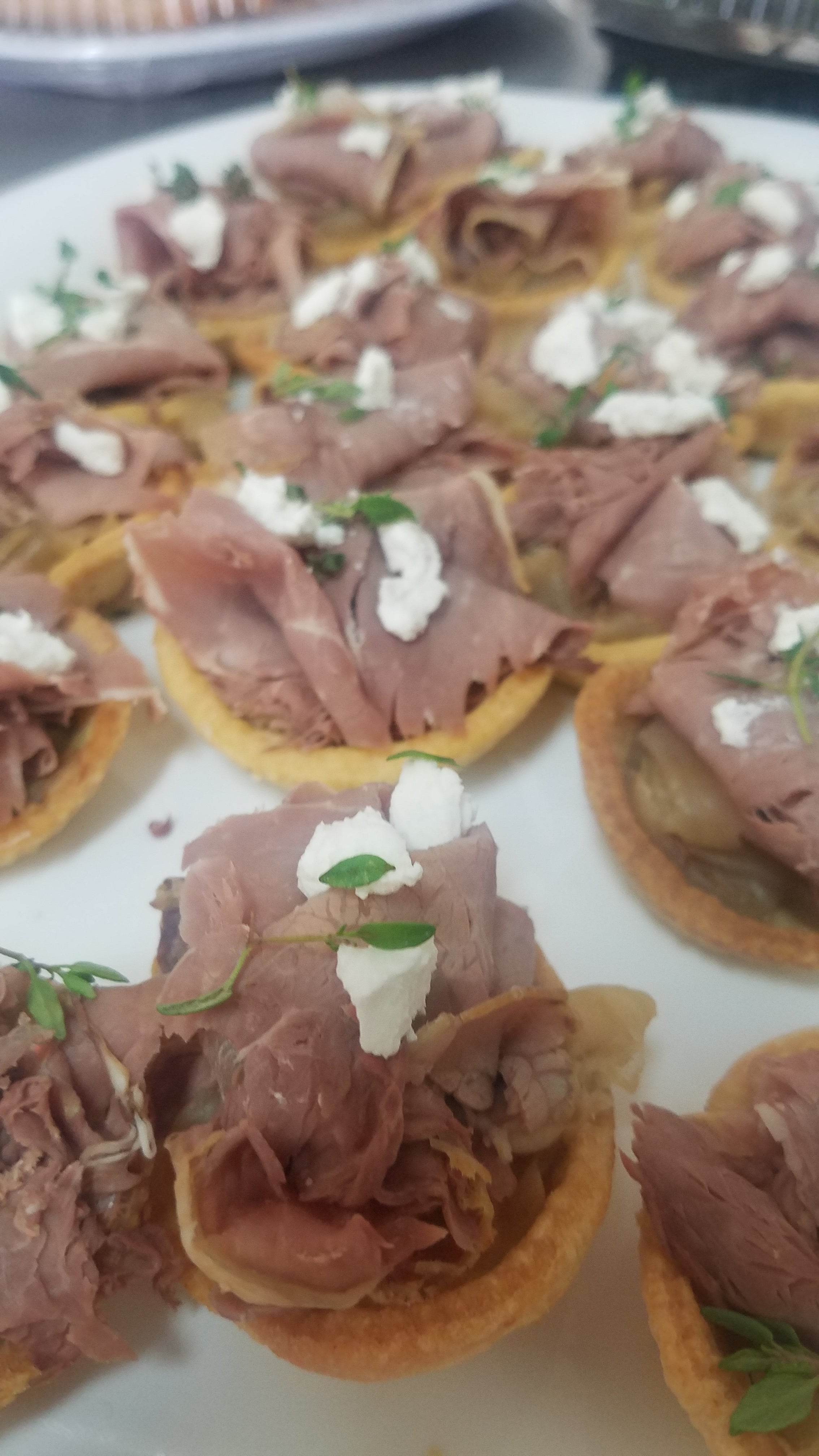 Roast Beef with Caramelized Onions and Goat Cheese Tartlets Platter (10 ...